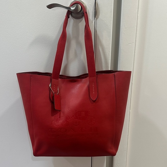 Coach | Bags | Coach Scarlet Leather Medium Tote | Poshmark
